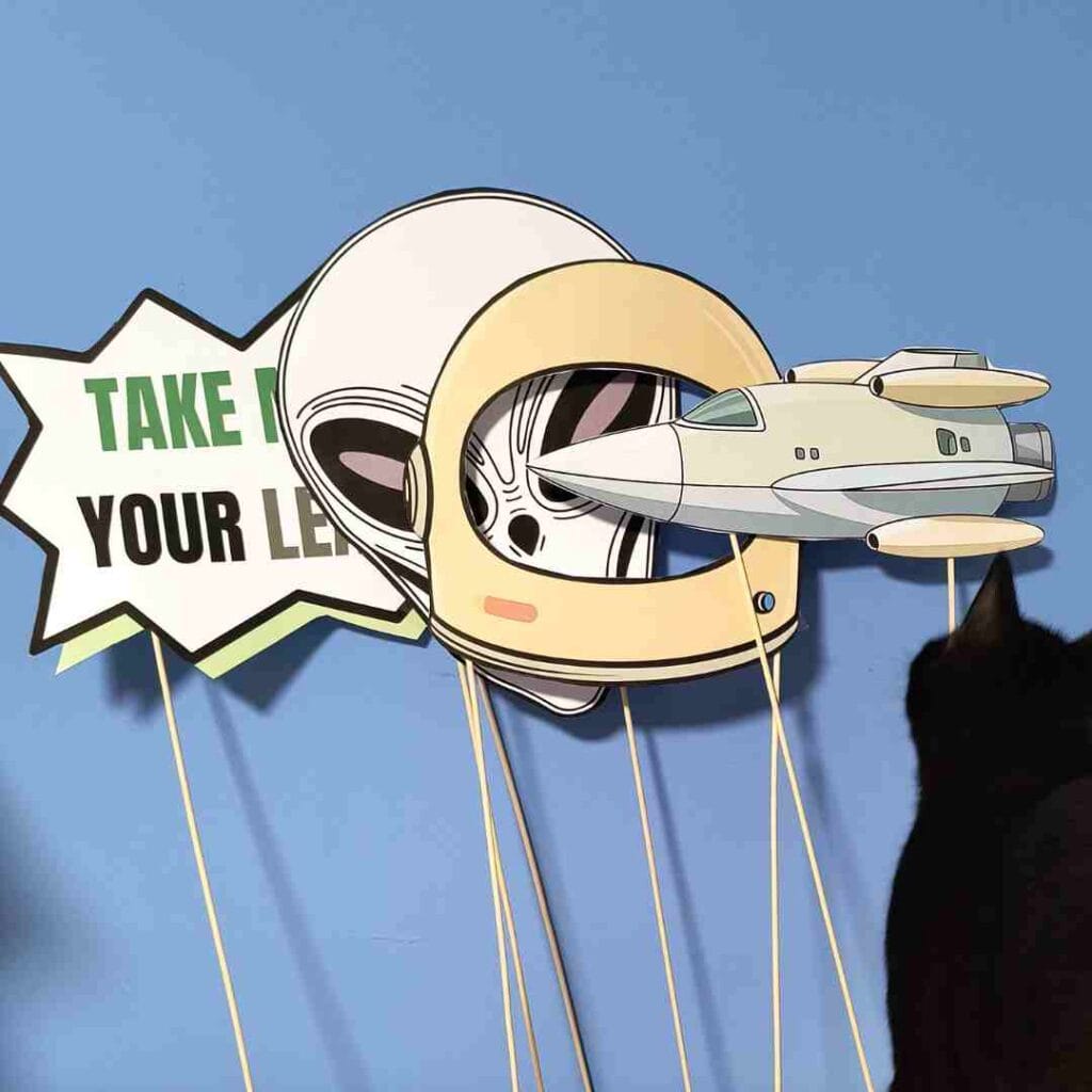 How to host a Sci-Fi Party - Miow and Molly